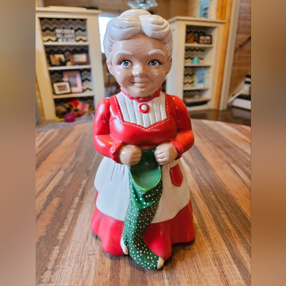 None | Holiday | Vintage Mrs Claus Figurine Statue Artist Signed ...